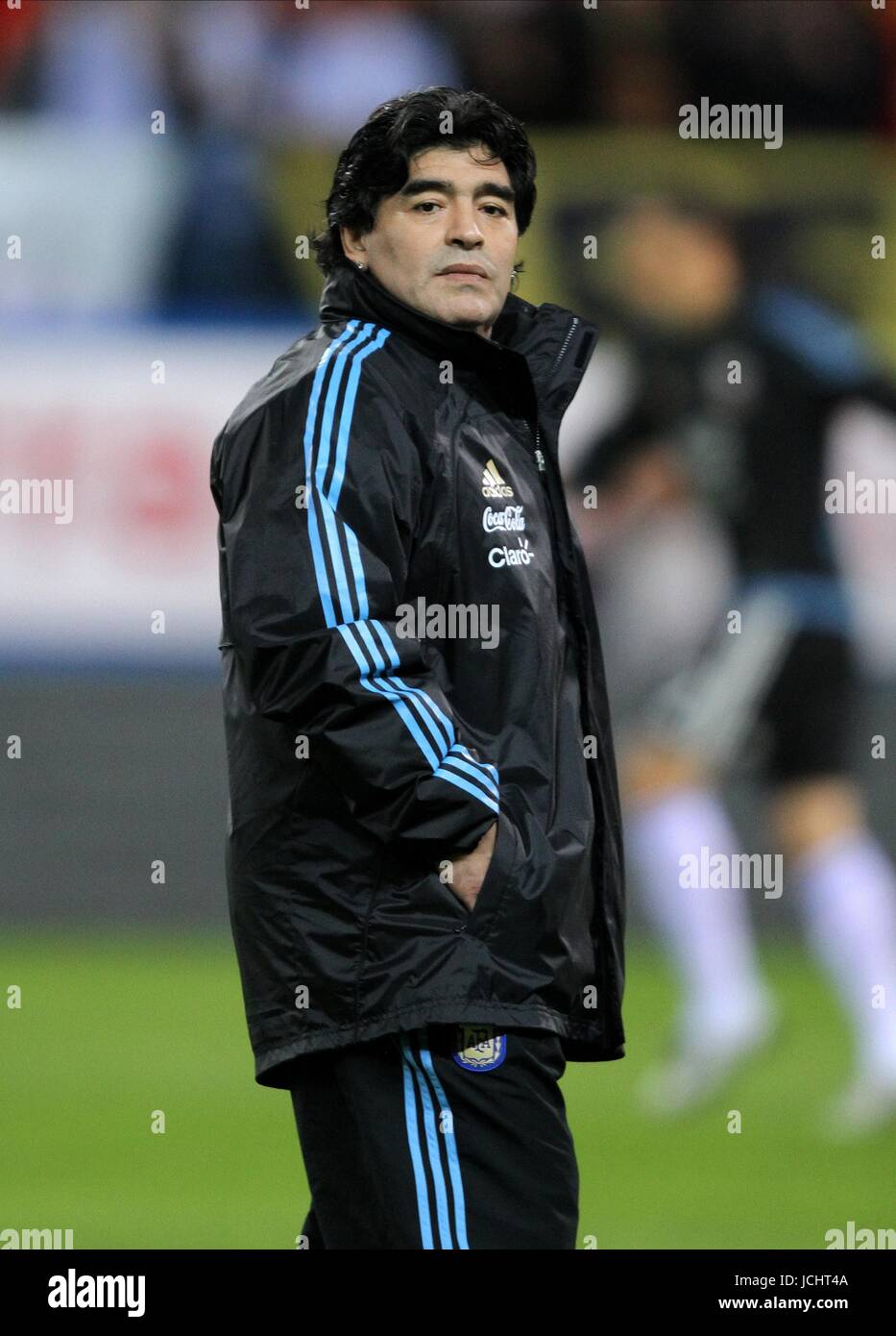 Argentina manager diego maradona hi-res stock photography and images ...
