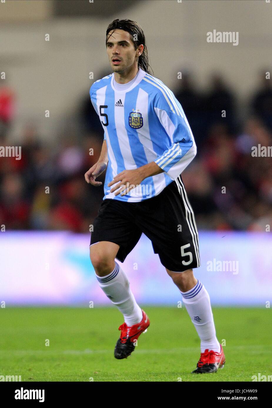 FERNANDO GAGO ARGENTINA & REAL MADRID SPAIN V ARGENTINA ESTADIO VICENTE ...
