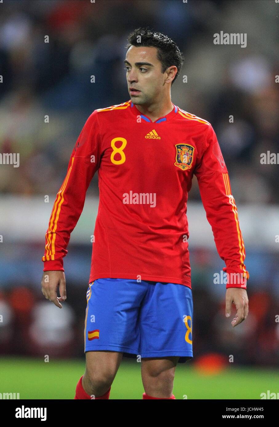XAVI HERNANDEZ SPAIN & BARCELONA SPAIN V ARGENTINA ESTADIO VICENTE ...