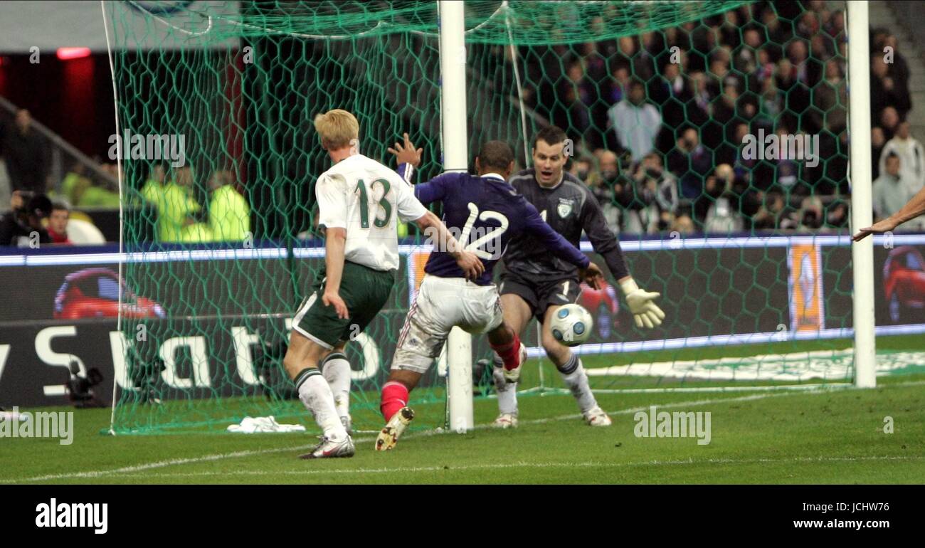 Thierry henry 2009 hi-res stock photography and images - Alamy