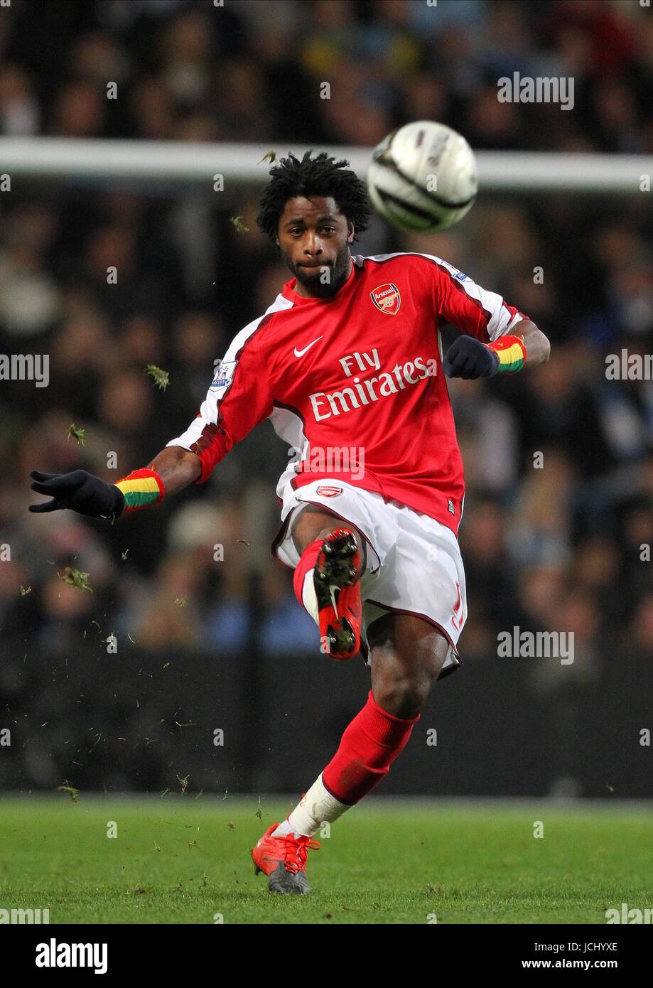 ALEXANDRE SONG ARSENAL FC MANCHESTER CITY V ARSENAL CITY OF MANCHESTER ...
