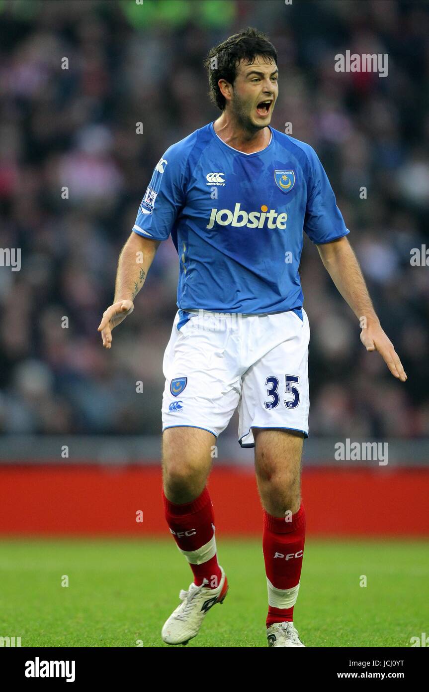 MARC WILSON PORTSMOUTH FC SUNDERLAND V PORTSMOUTH STADIUM OF LIGHT ...