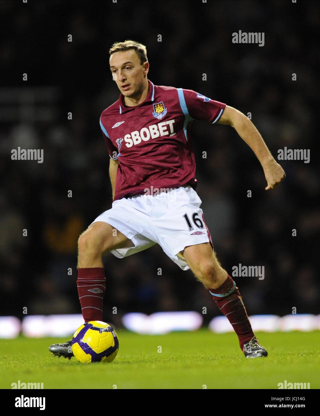 Mark noble 2009 hi-res stock photography and images - Alamy