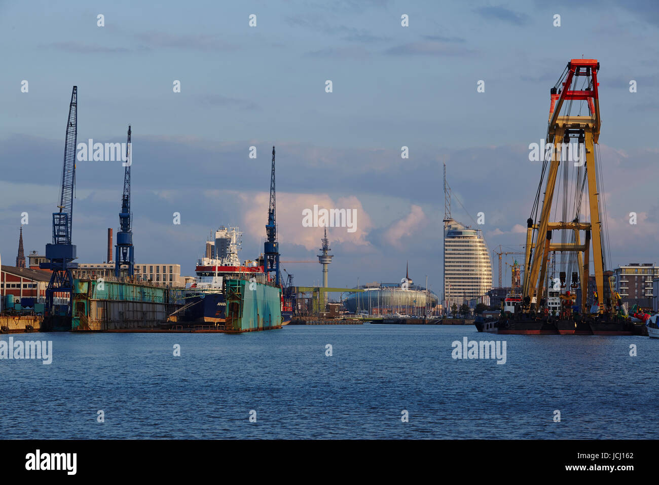 The inner city and skyline of Bremerhaven (Germany, federal state ...