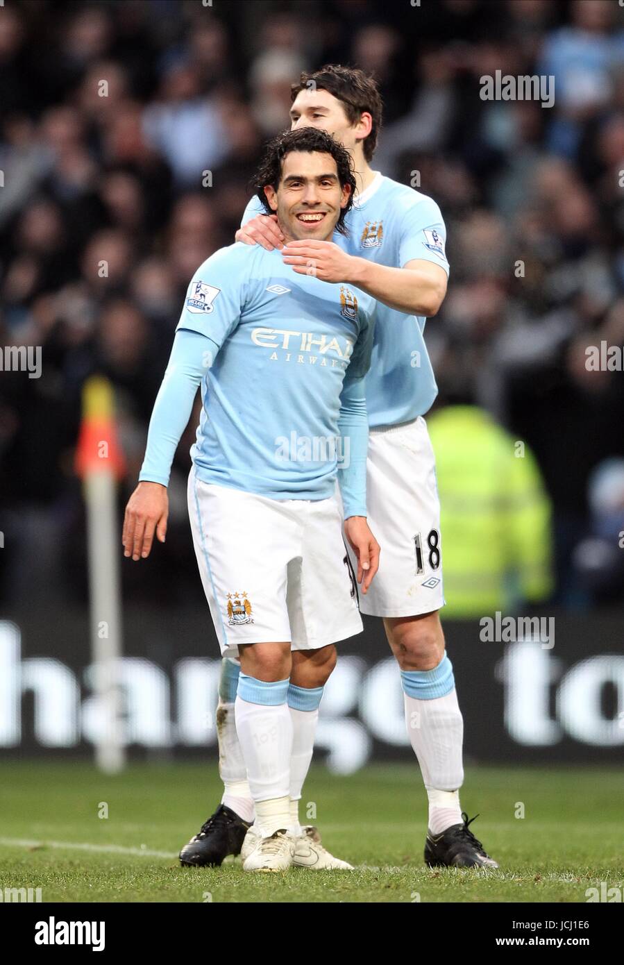 Carlos tevez manchester city 2009 hi-res stock photography and images ...
