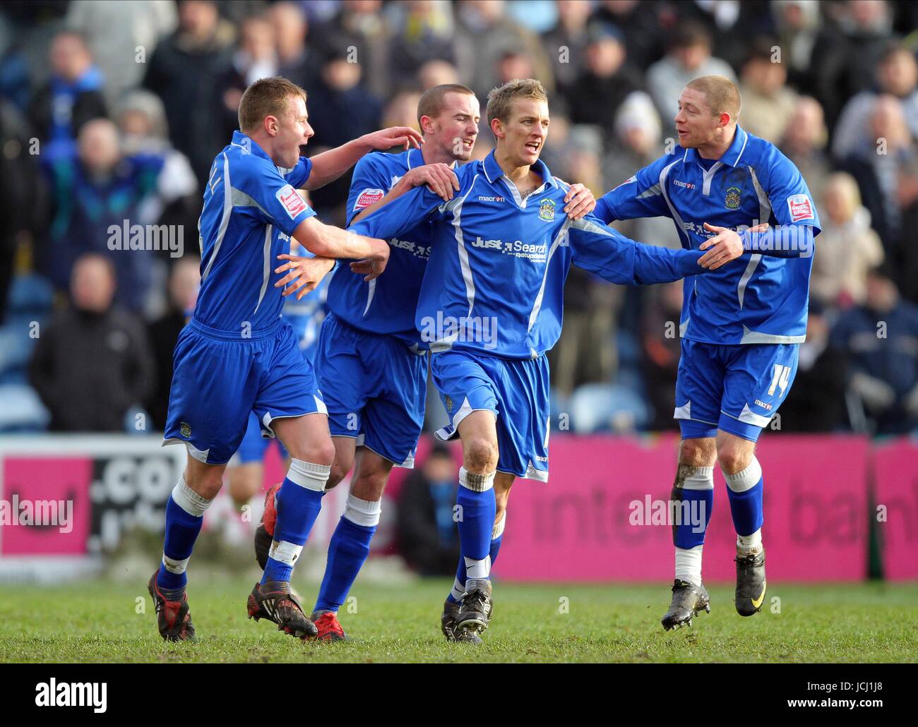Leeds football team celebrate hi-res stock photography and images - Alamy