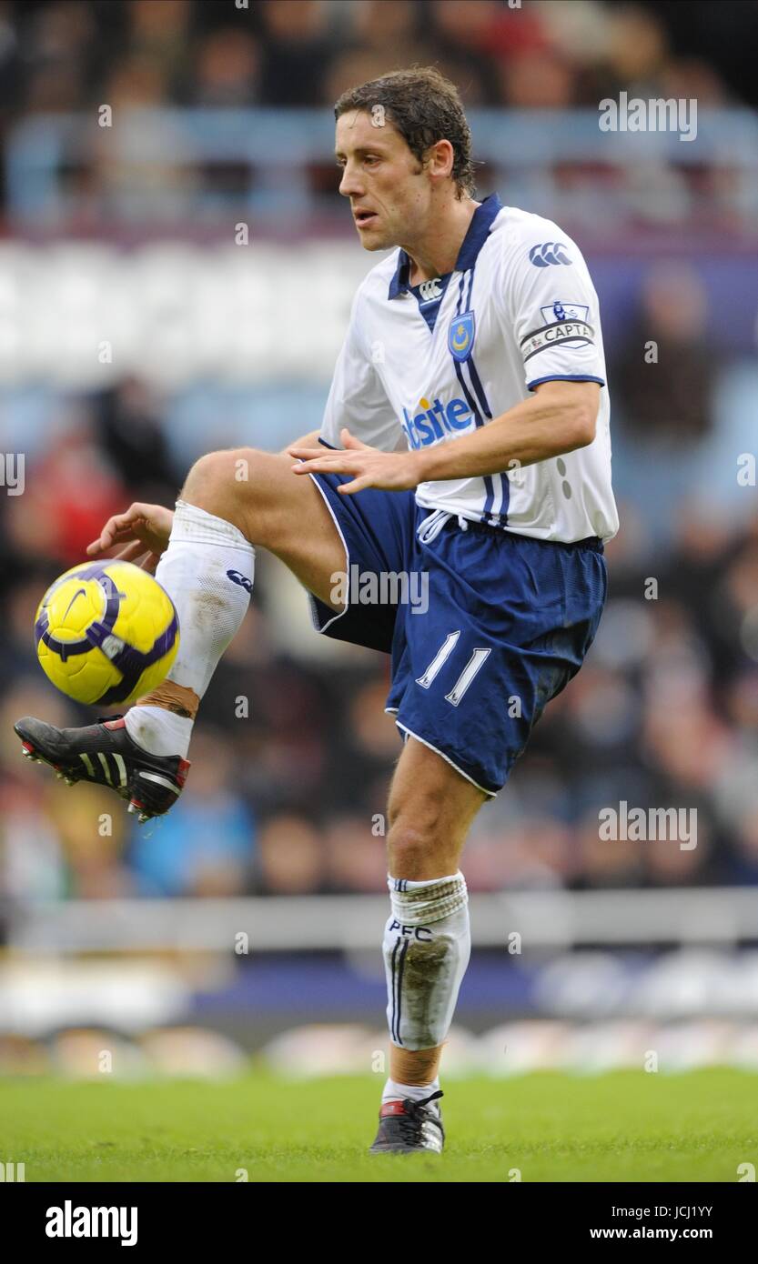 MICHAEL BROWN PORTSMOUTH FC WEST HAM UNTED V PORTSMOUTH BOLEYN GROUND ...