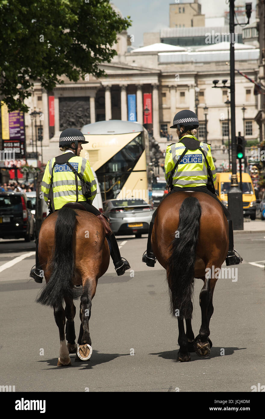 Police officers patrol downing street hi-res stock photography and ...