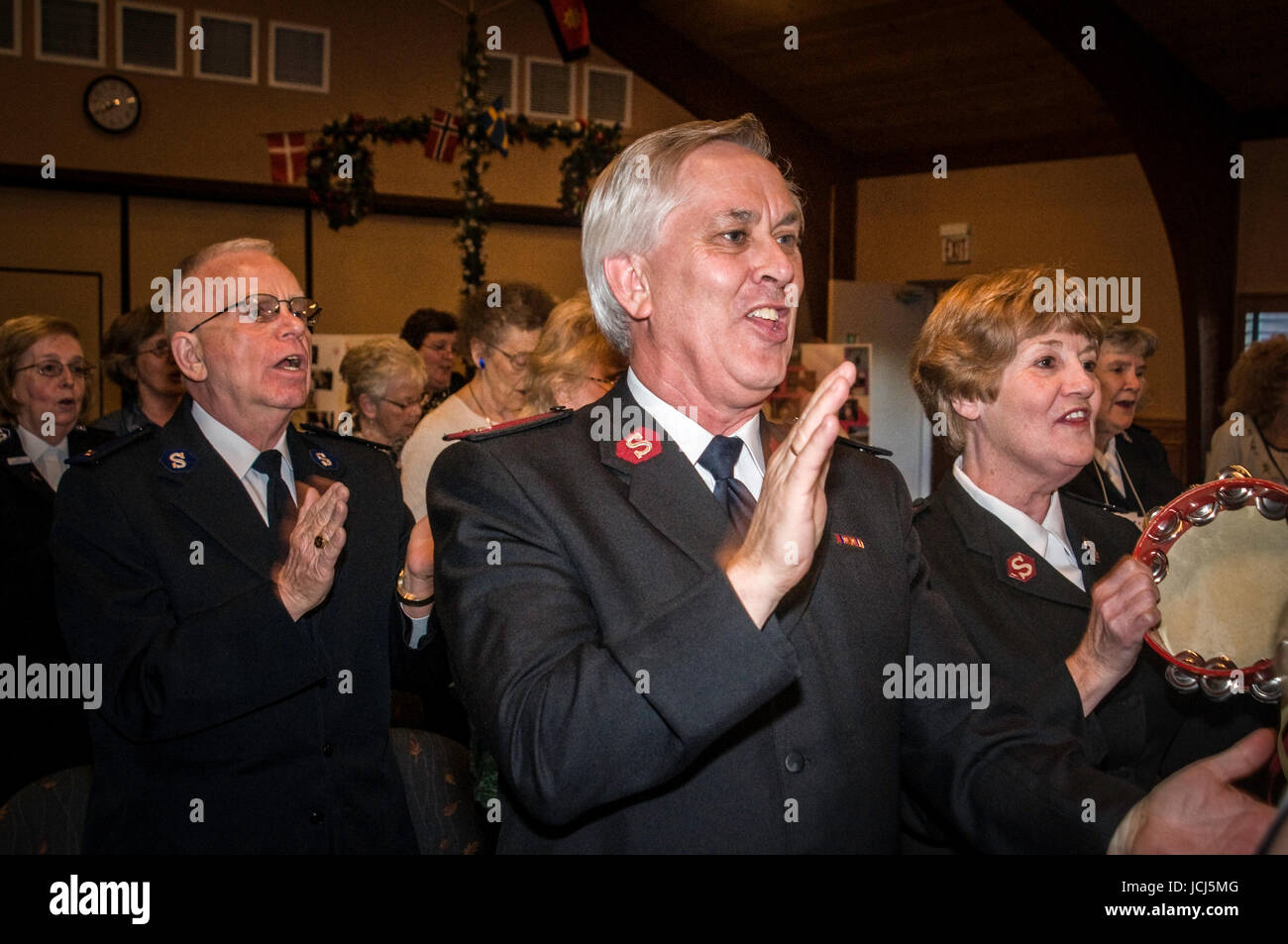 Salvation army church service hi-res stock photography and images - Alamy