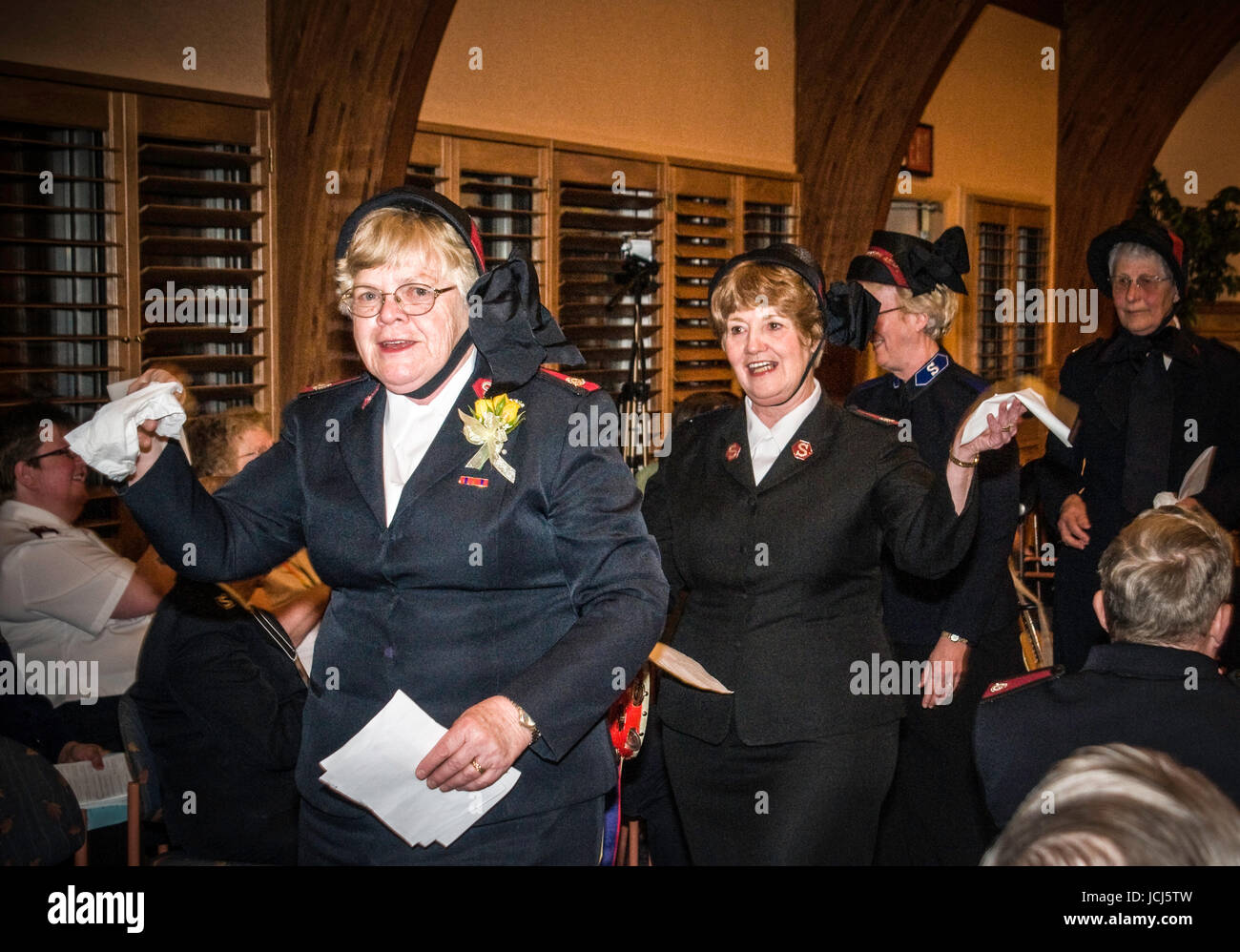 Salvation army church service hi-res stock photography and images - Alamy
