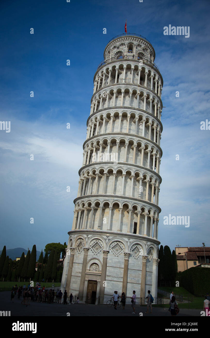 Italian romanesque architecture hi-res stock photography and images - Alamy
