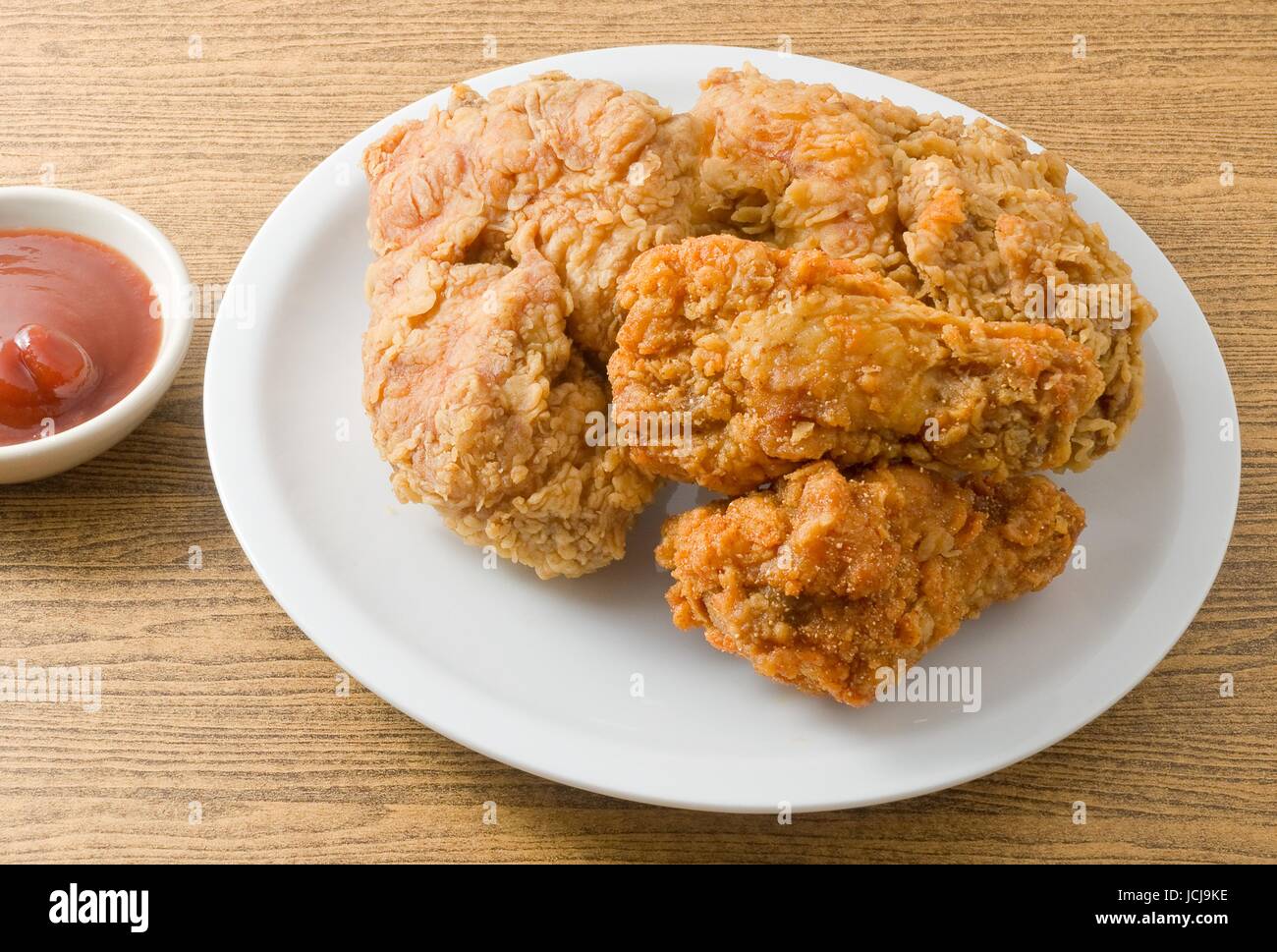 Cuisine and Food, Plate of Crispy Fried Chicken Served with Tomato ...