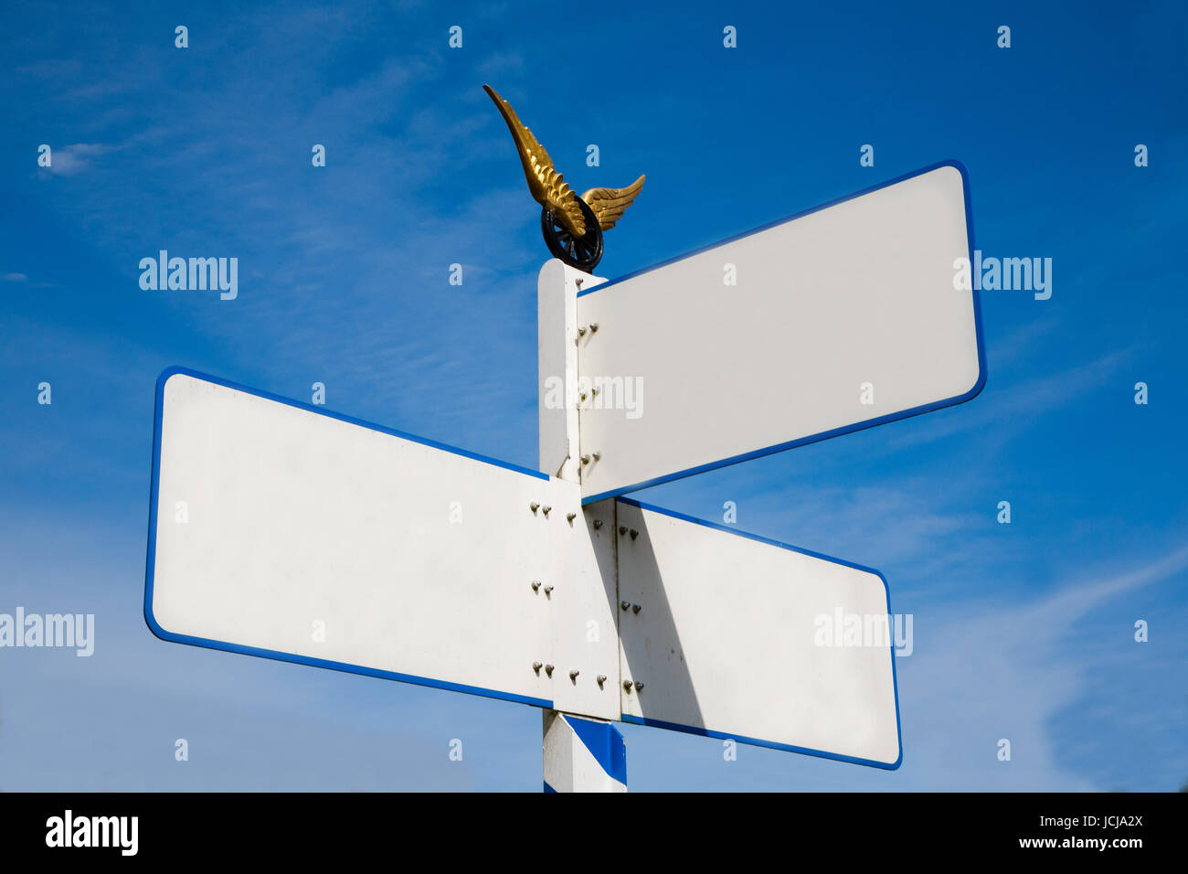 Empty traditional Dutch direction post Stock Photo - Alamy