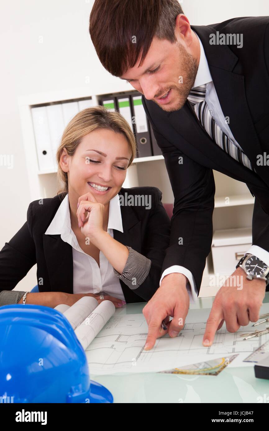 Overseeing employees hi-res stock photography and images - Alamy