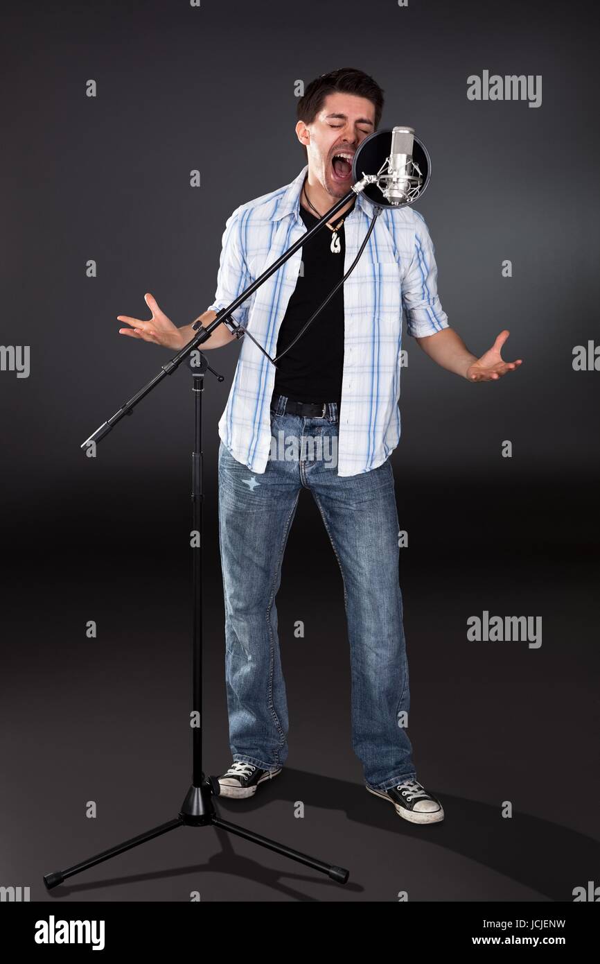 Full audition hi-res stock photography and images - Alamy