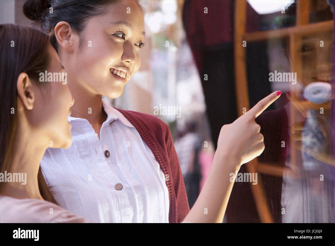 Friendship store china hi-res stock photography and images - Alamy