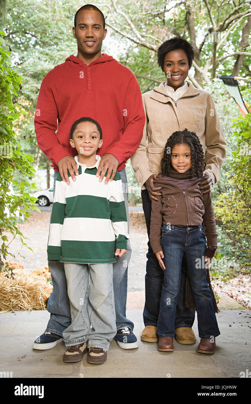 Image source family portrait hi-res stock photography and images - Alamy