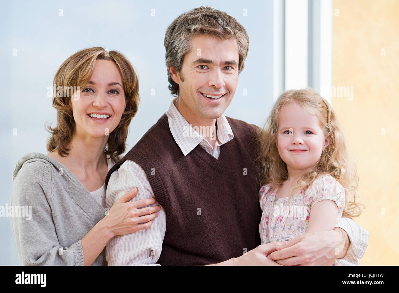 Portrait of a father and daughter Stock Photo - Alamy