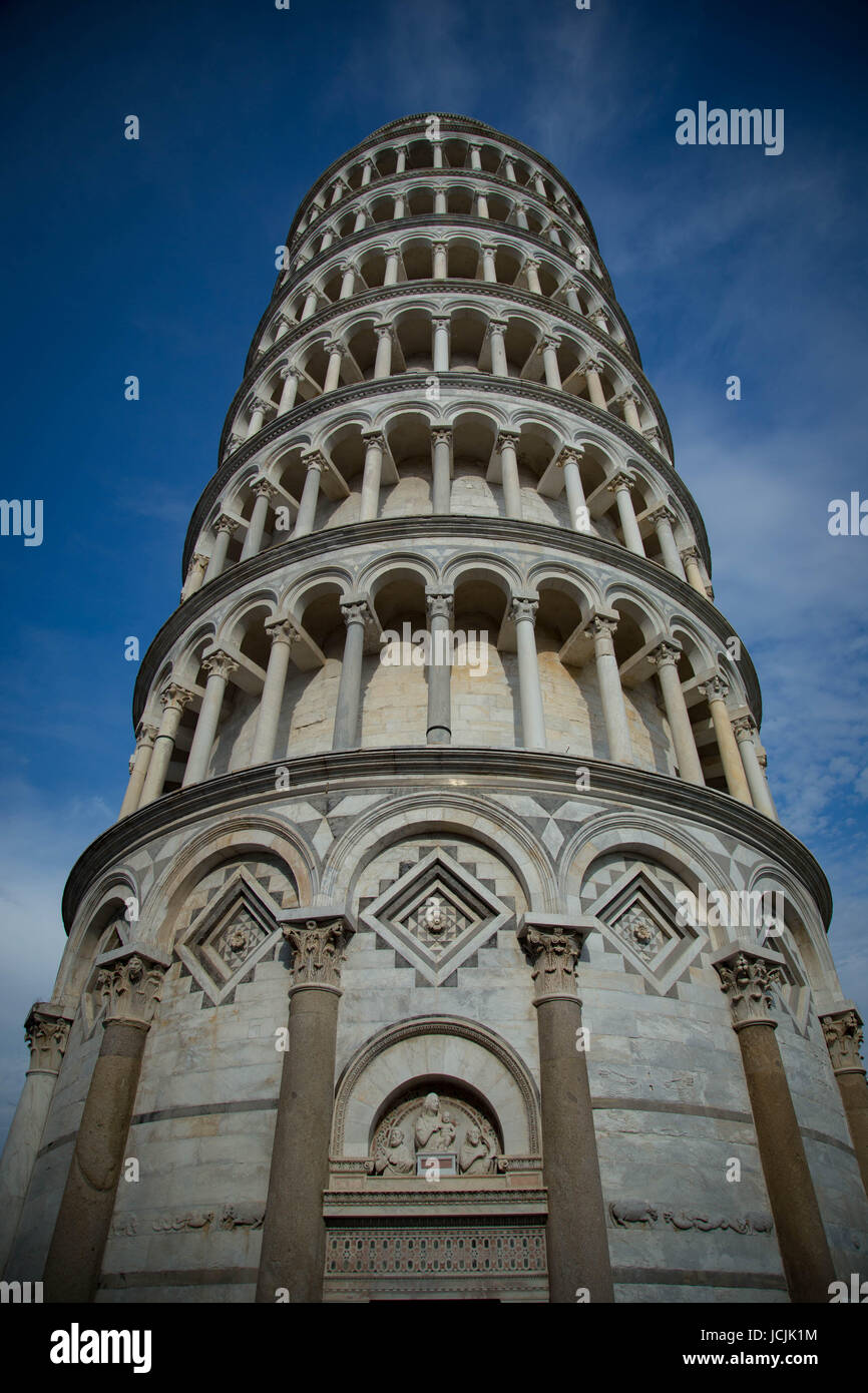 Italian romanesque architecture hi-res stock photography and images - Alamy