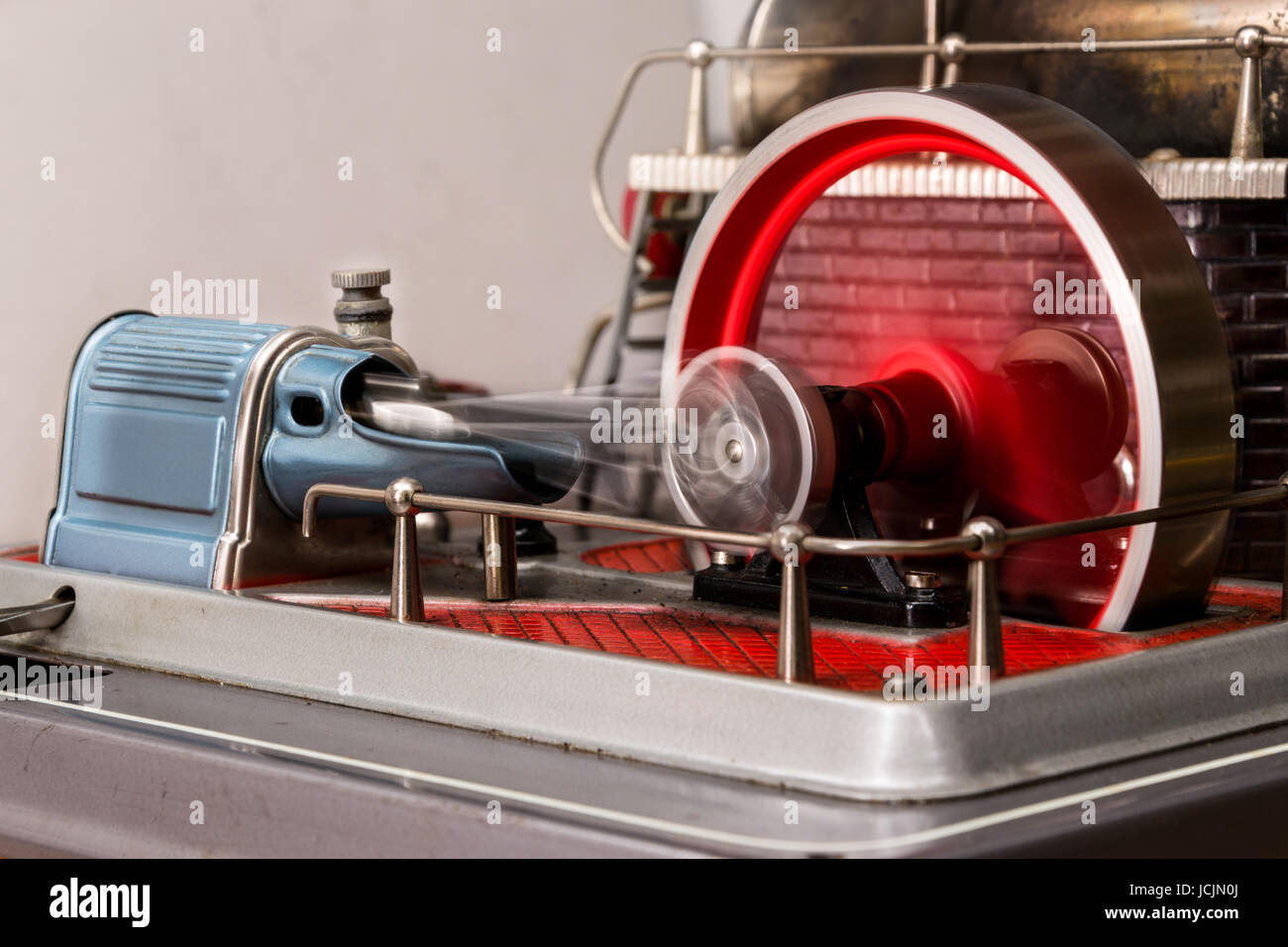 Antique flywheel pump hi-res stock photography and images - Alamy