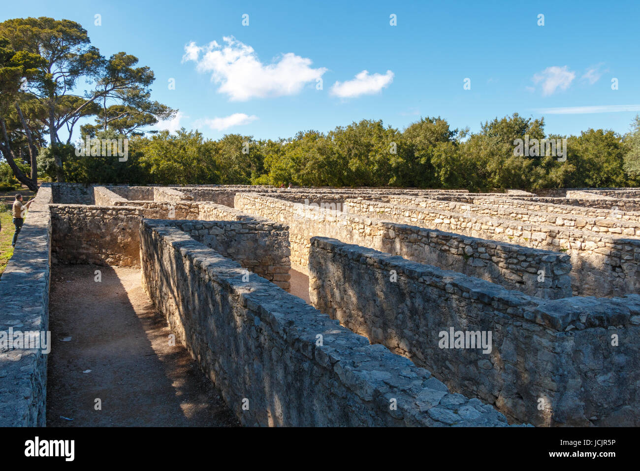 Ancient game Labyrinth for noble lord Stock Photo - Alamy