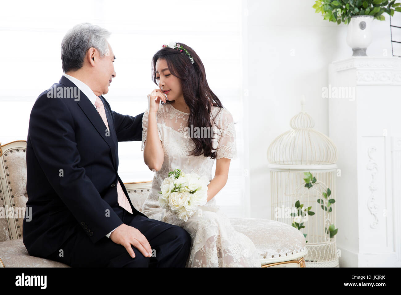 Loving father and his daughter to marry Stock Photo - Alamy