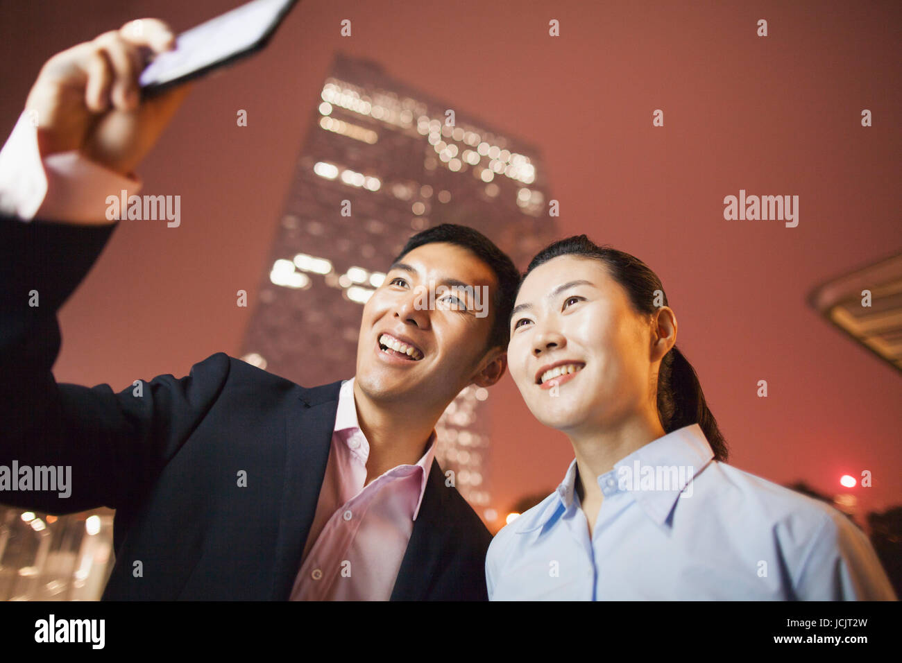 peeking looking at Stock Photo - Alamy