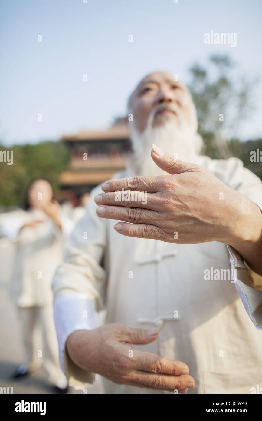 standing front view Stock Photo - Alamy