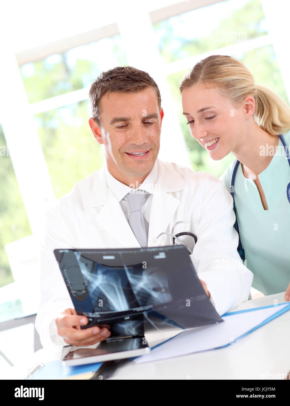Medical people in work meeting Stock Photo - Alamy