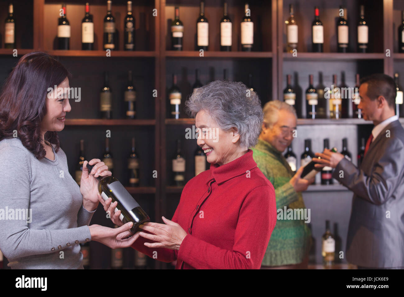 Friendship store china hi-res stock photography and images - Alamy