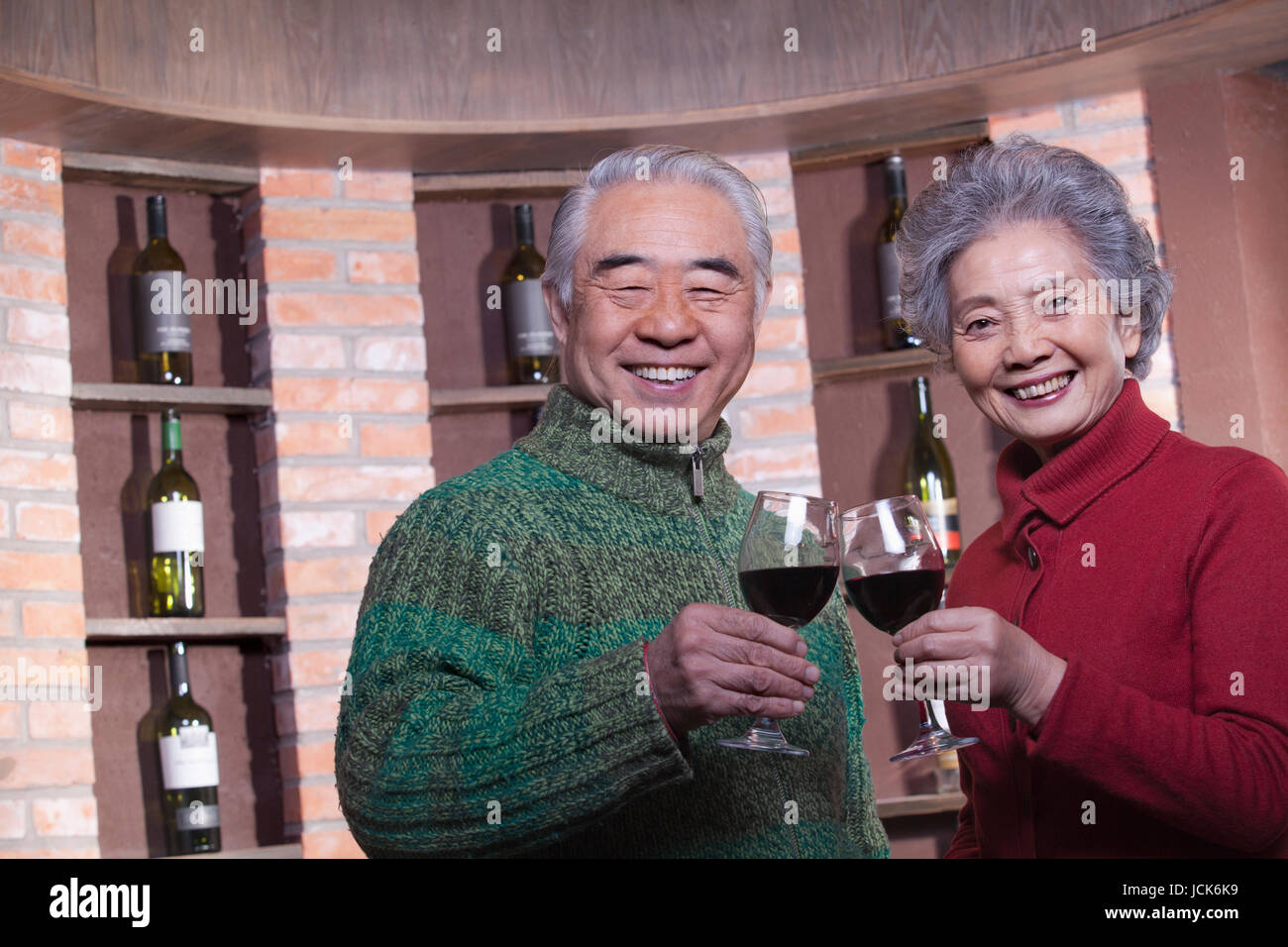 Laughs 65 to 69 years hi-res stock photography and images - Alamy