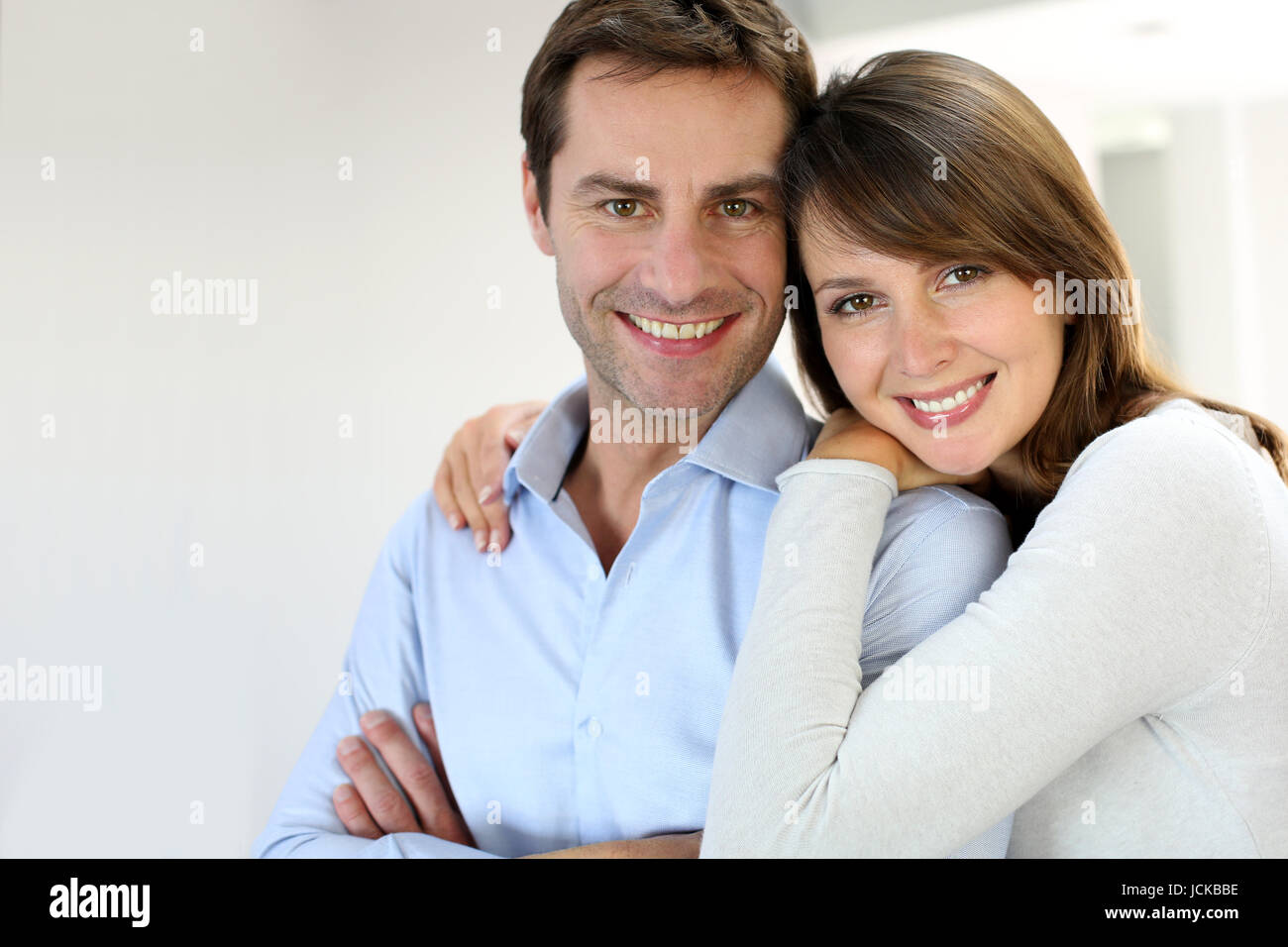Portrait of married couple at home Stock Photo - Alamy
