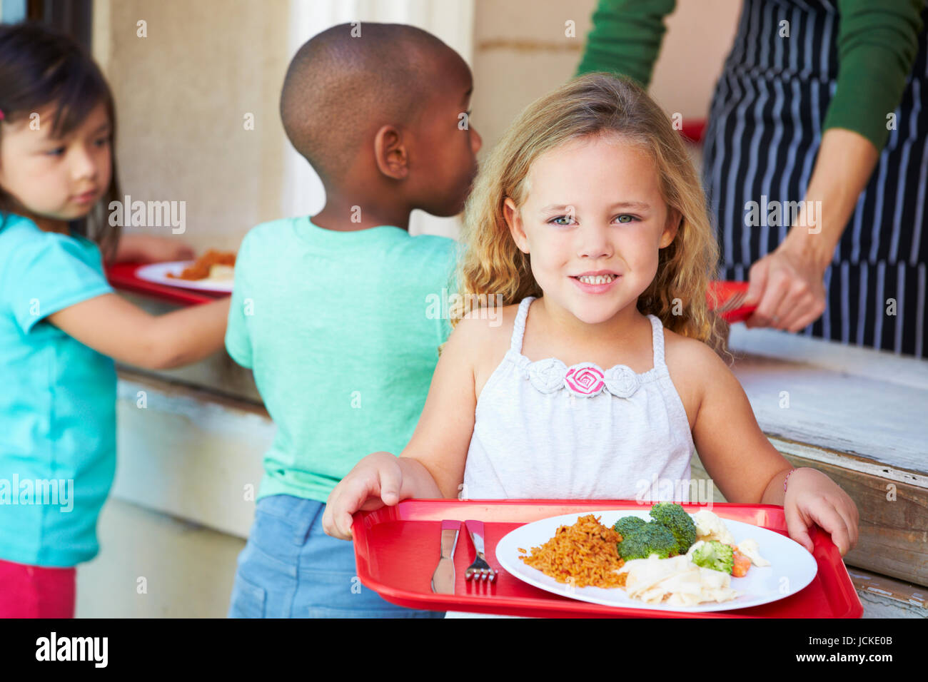 Primary school lunch queue hi-res stock photography and images - Alamy