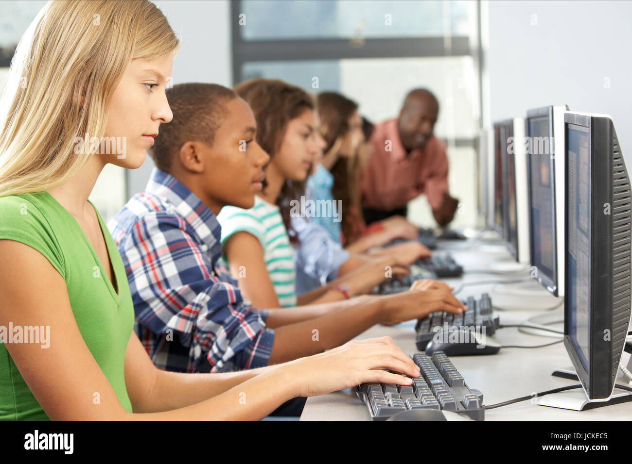 California high school classroom hi-res stock photography and images ...