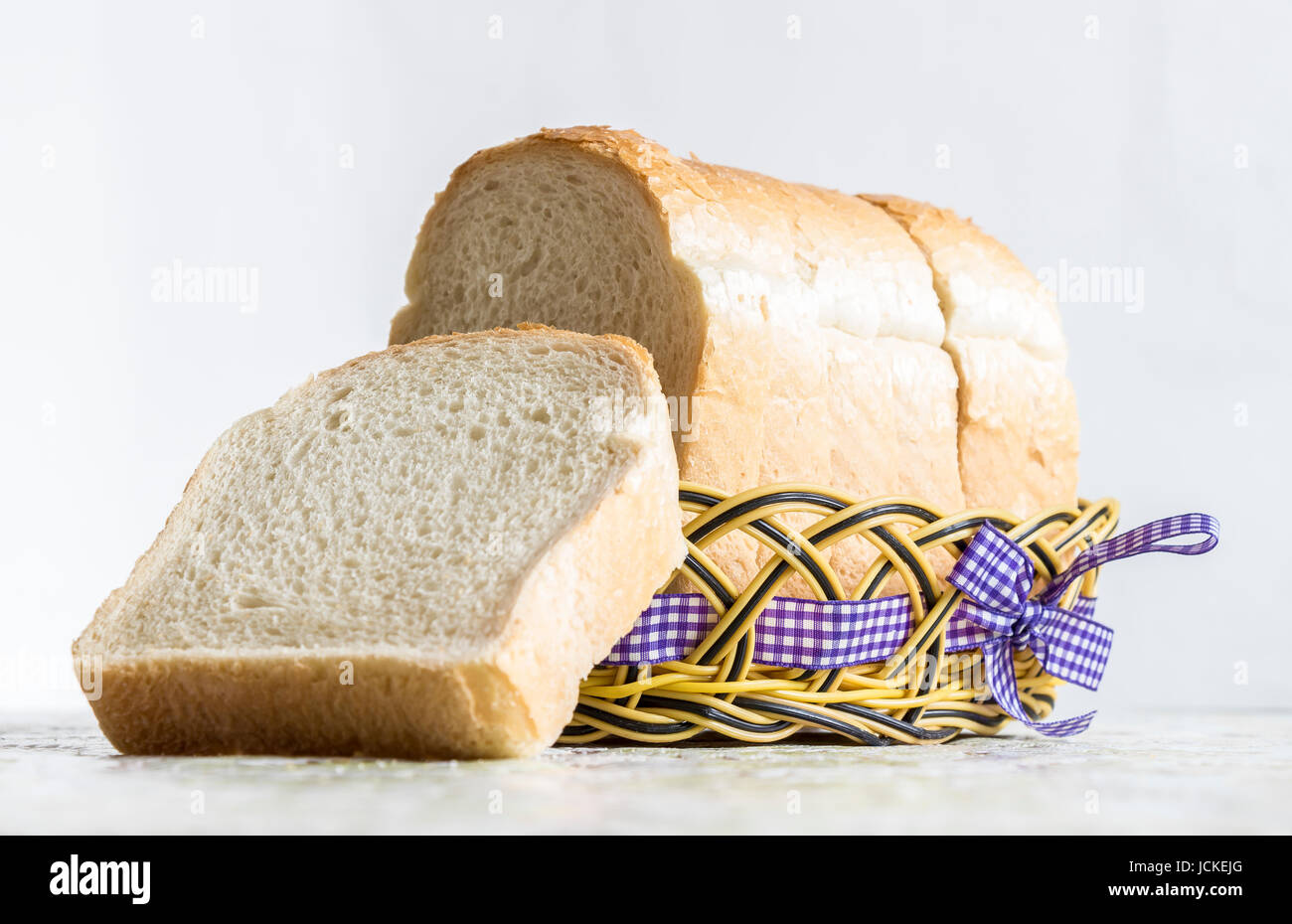 Loaf bread cut slices cooked hi-res stock photography and images - Alamy