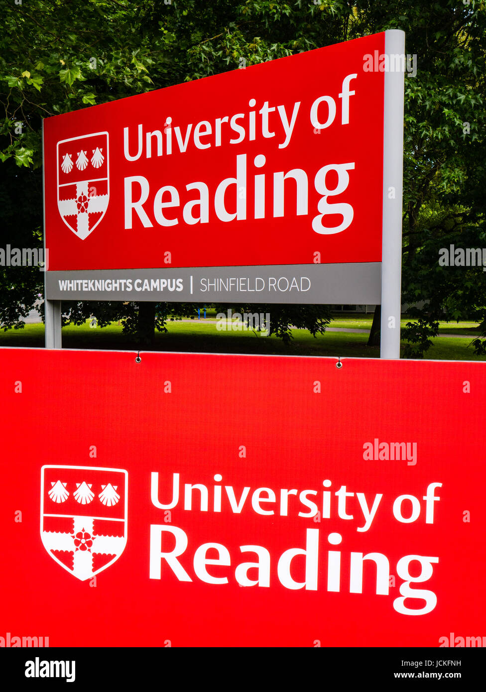 Reading University Sign, Whiteknights Campus, Reading, Berkshire ...
