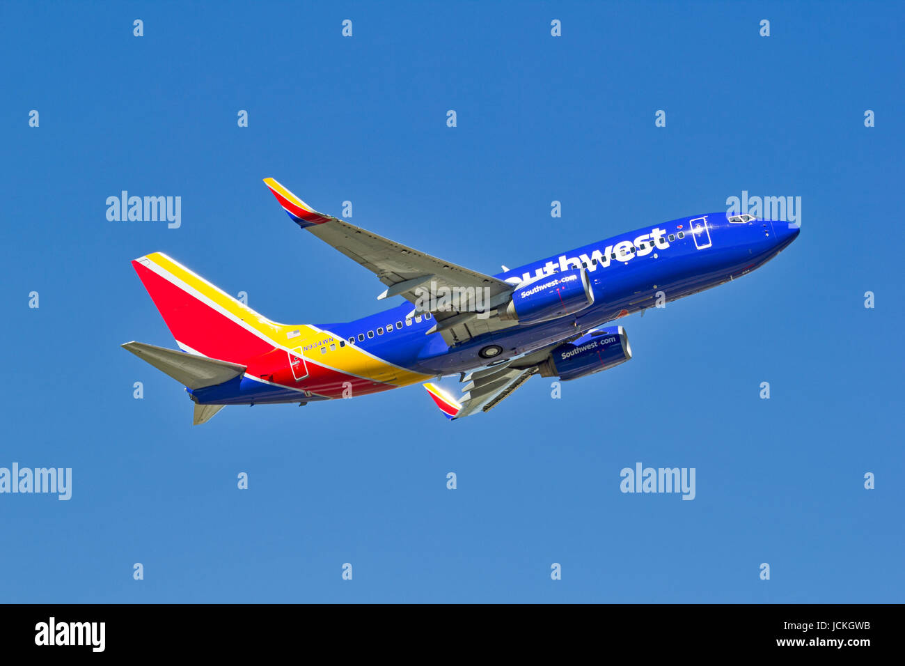 Passenger airliner Southwest Boeing 737 taking off Stock Photo - Alamy