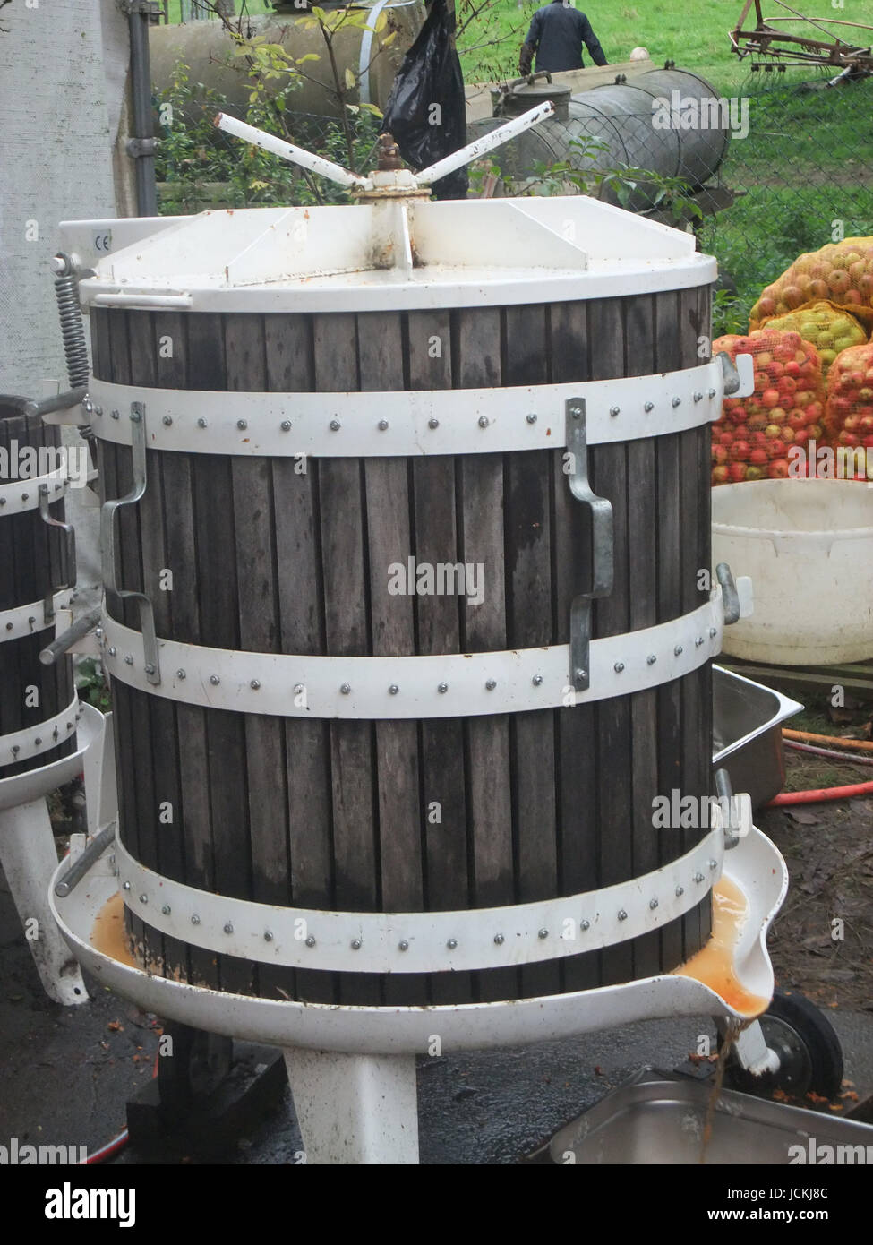 pressing apple juice Stock Photo - Alamy