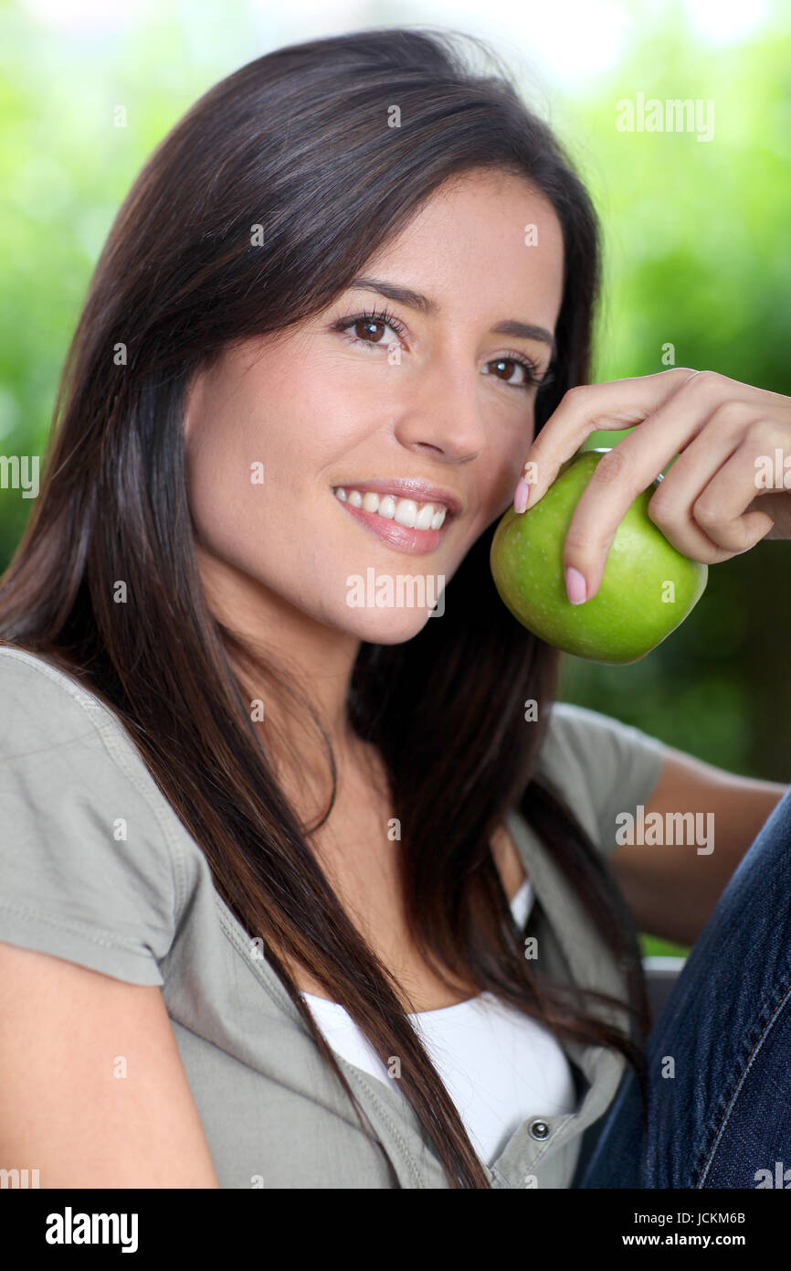 Closeup woman biting eating apple hi-res stock photography and images ...