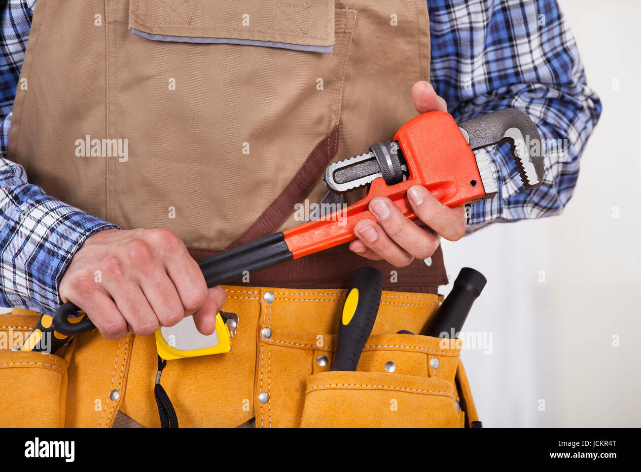 Handyman services repairman toolbox hi-res stock photography and images ...