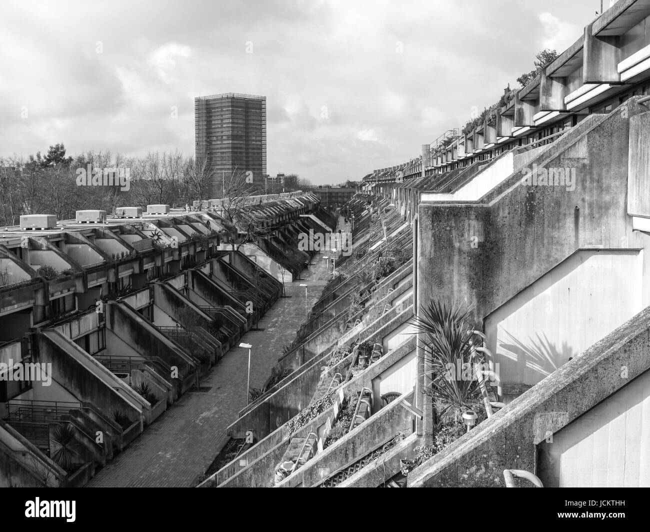 Alexandra road estate Black and White Stock Photos & Images - Alamy