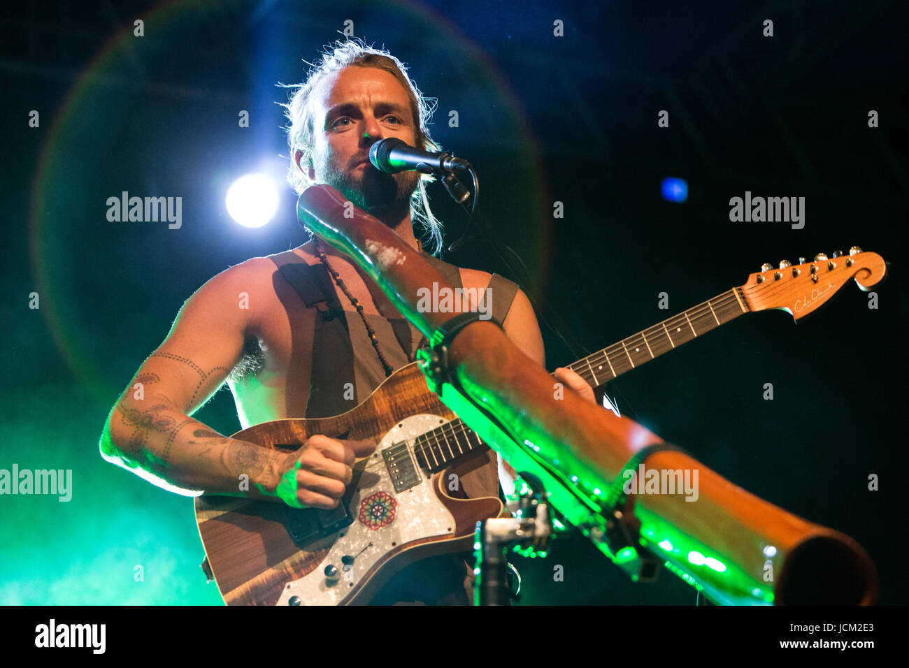 Australian blues musician hi-res stock photography and images - Alamy
