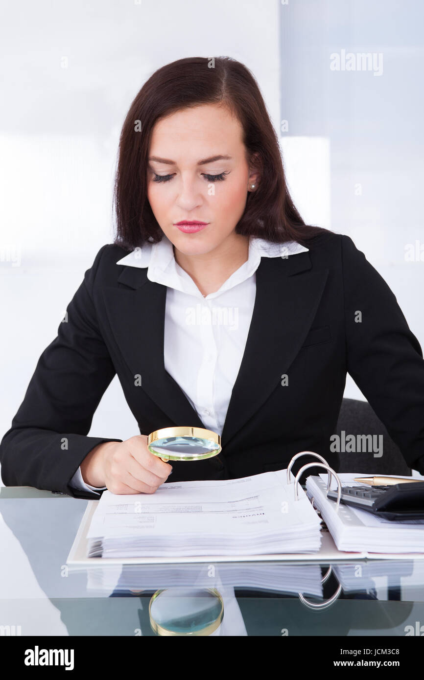 Female Auditor High Resolution Stock Photography and Images - Alamy