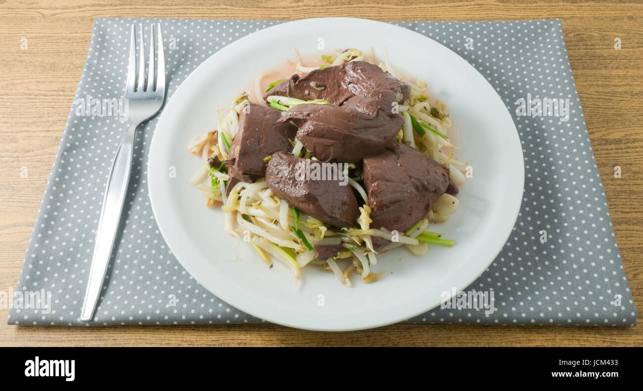 Chinese Traditional Food, Stir Fried Bean Sprouts with Pig Blood Curd ...