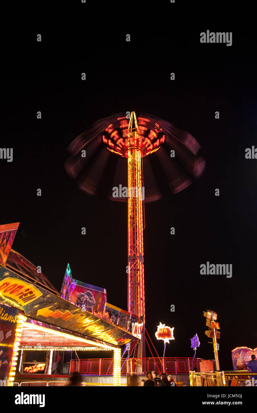 Thrill rides hi-res stock photography and images - Alamy