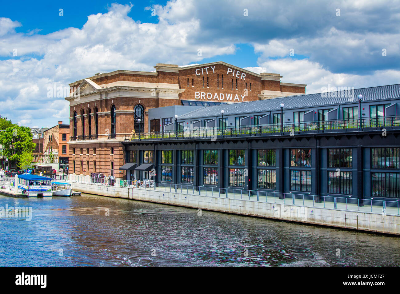 The historic Recreation Pier in Fells Point, Baltimore, Maryland Stock ...