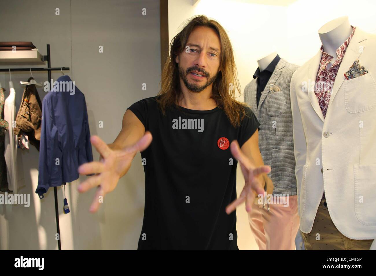 Florence Pitti Immagine Man, dj Bob Sinclar Stock Photo - Alamy