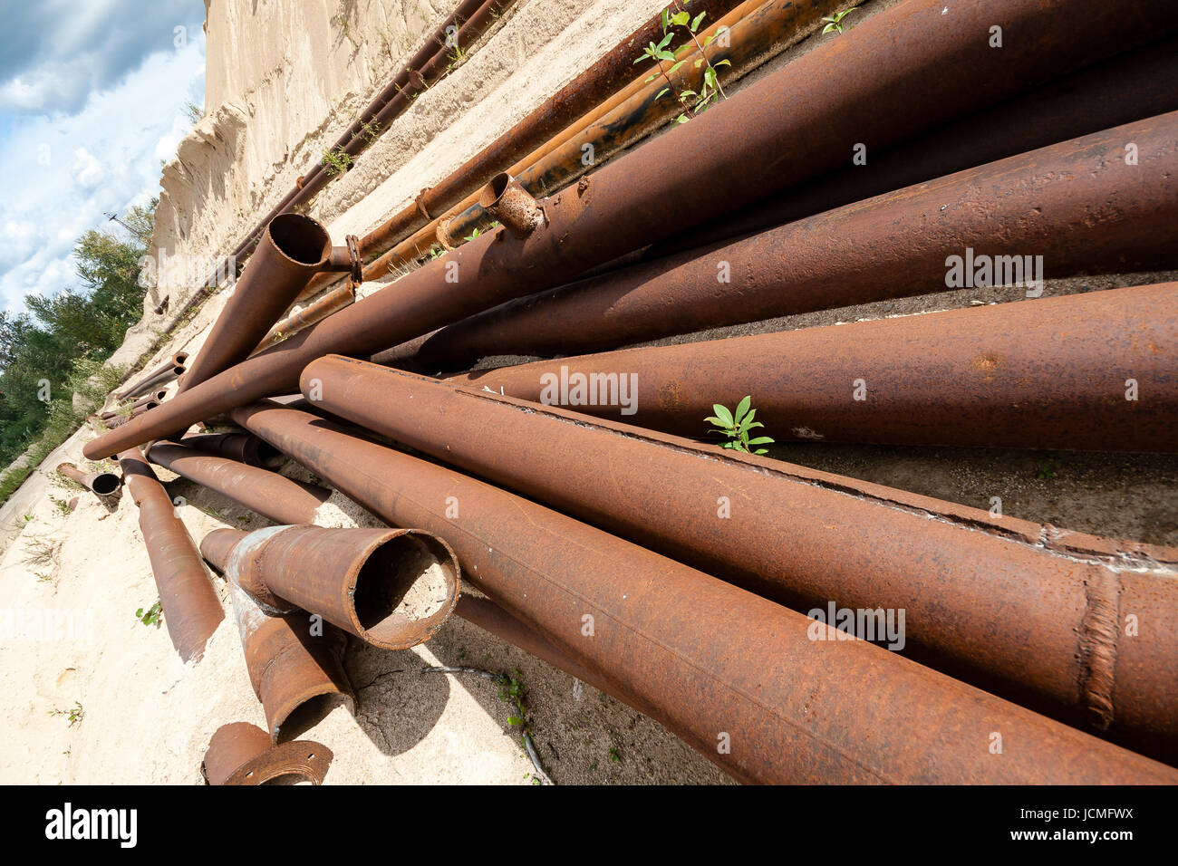Detail of caterpillar track in construction site with dust Stock Photo ...