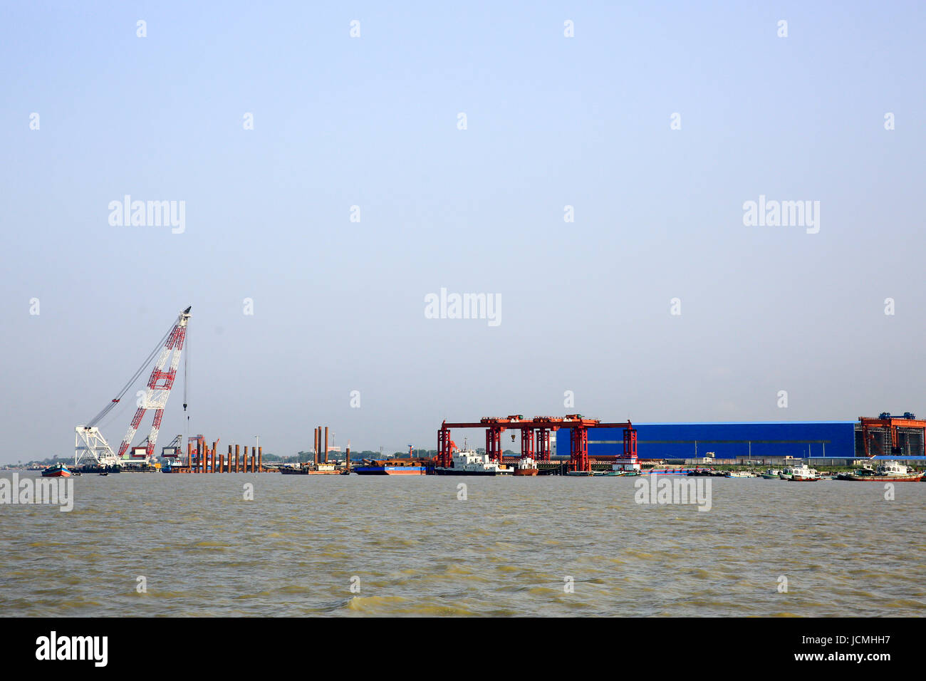 Padma multipurpose bridge project hi-res stock photography and images ...