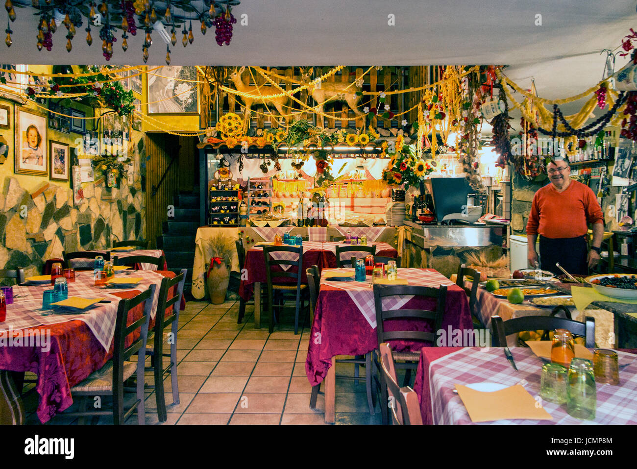 Nemi town hi-res stock photography and images - Alamy